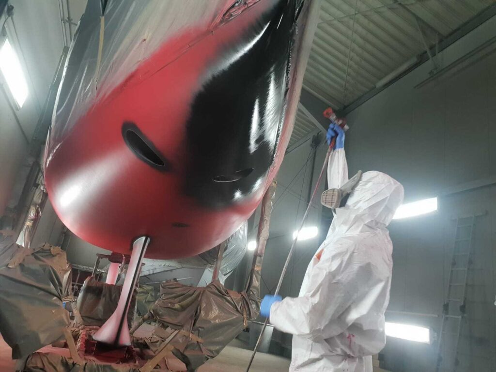 Yachtlackierung und Unterwasserschiffsanierung: Boxenstopp bei Peter ...